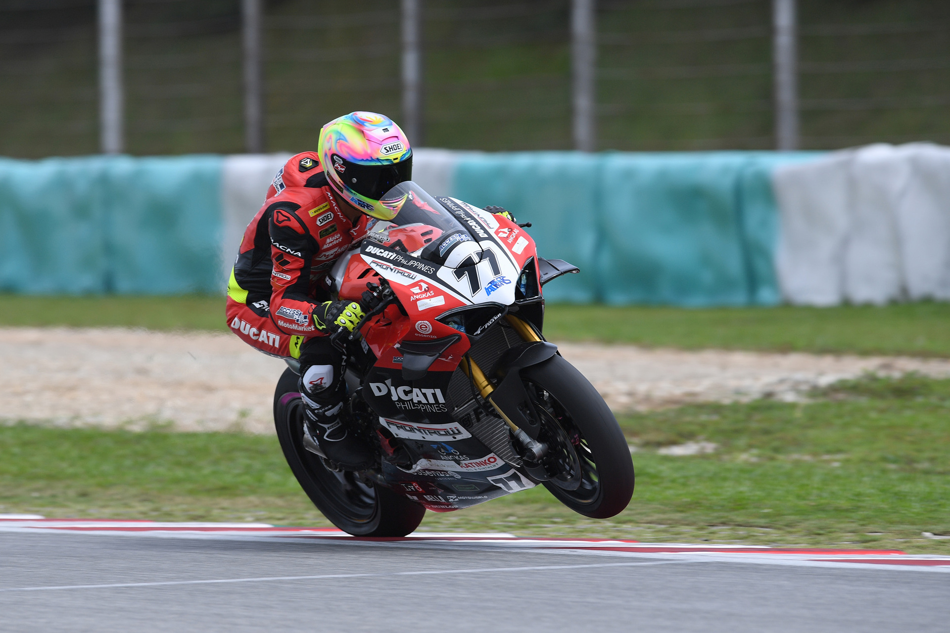 How Öhlins suspension help race teams in Asia find the right “feeling”